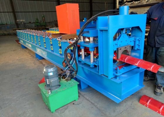 Colored Glaze Steel Ridge Cap Forming Machine Aluminum 15 Rows Stand