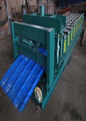 Metal Sheet Glazed Tile Roll Forming Machine For Building Material Production