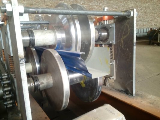 High Speed Gutter Roll Forming Machine Color Steel Materials With 70mm Shaft Diameter