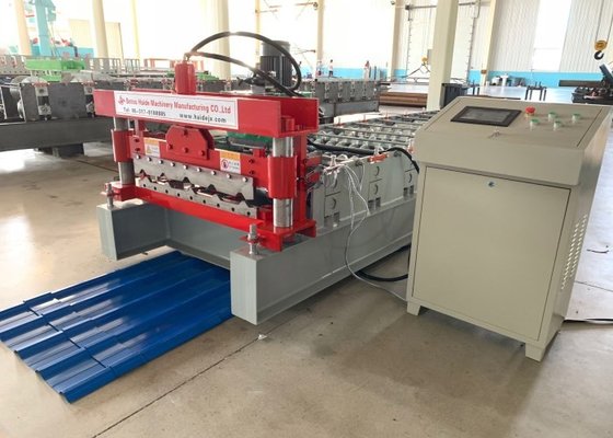PLC Delta Metal Sheet Roof Sheet Roll Forming Machine Feeding Width 915mm