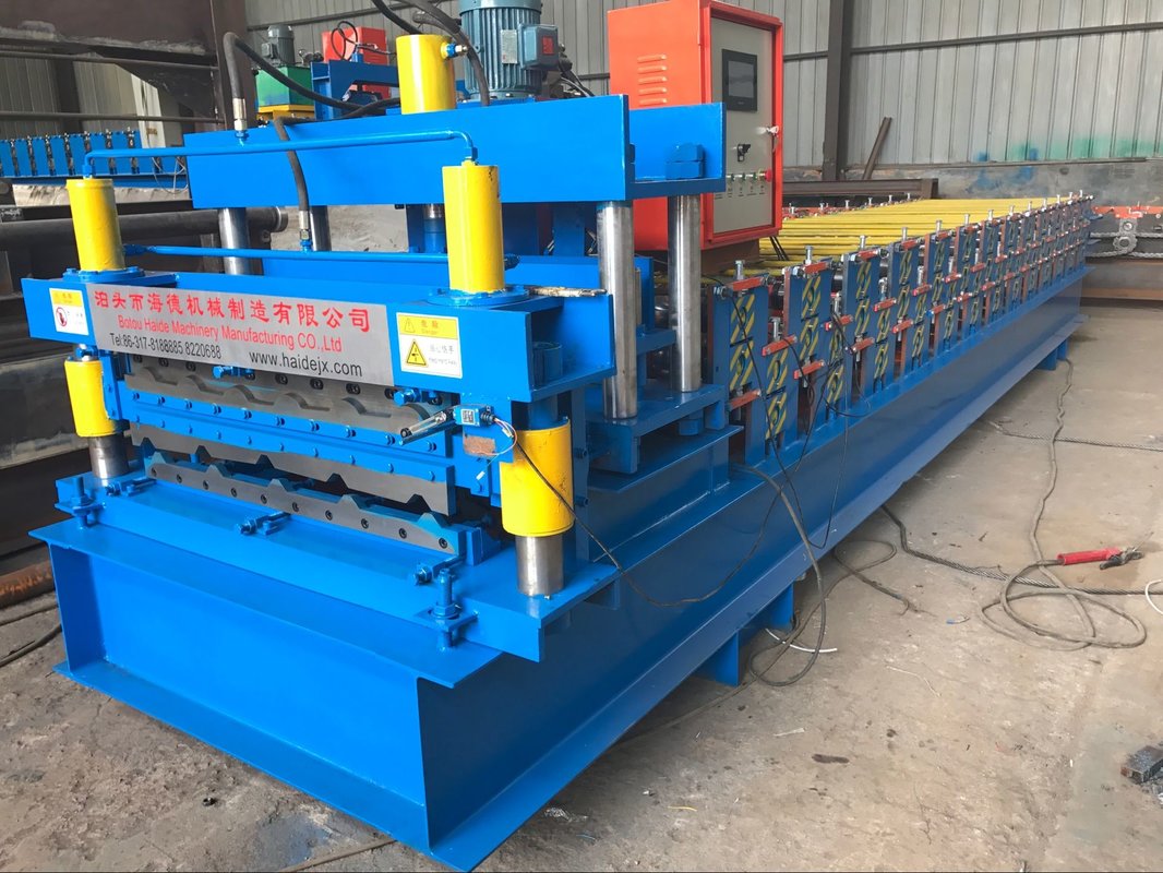Cladding Roofing Tile Metal Rolling Machine Ron Sheet Low Energy Consumption