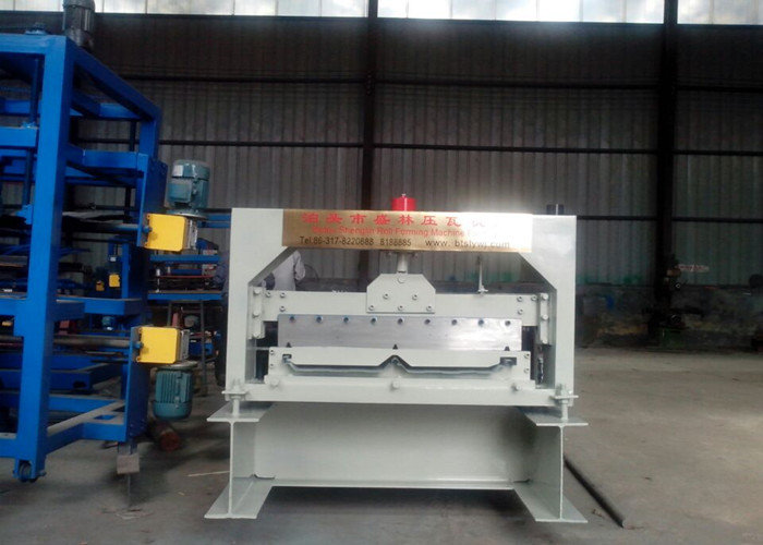 Different Profile Sstanding Seam Metal Machine Hydraulic Station 1.5"Chain Transmission