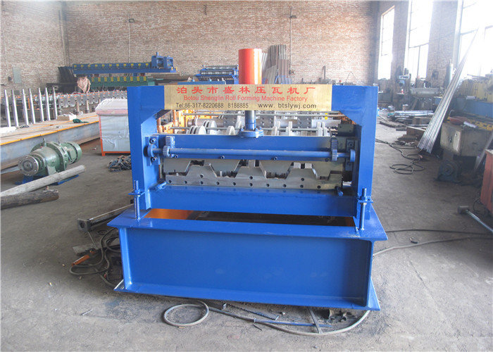 Botou Galvanized Steel Sheet Metal Forming Equipment For Metal Floor Tile