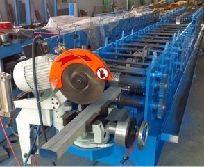 Rectangular Gutter Downspout Machine Mold Cutting PPGI / Aluminium Raw Material