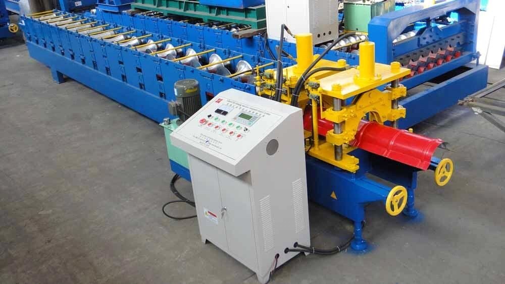 Color Coated Metal Sheet Roof Panel Roll Forming Machine 0.3-0.8mm Thickness