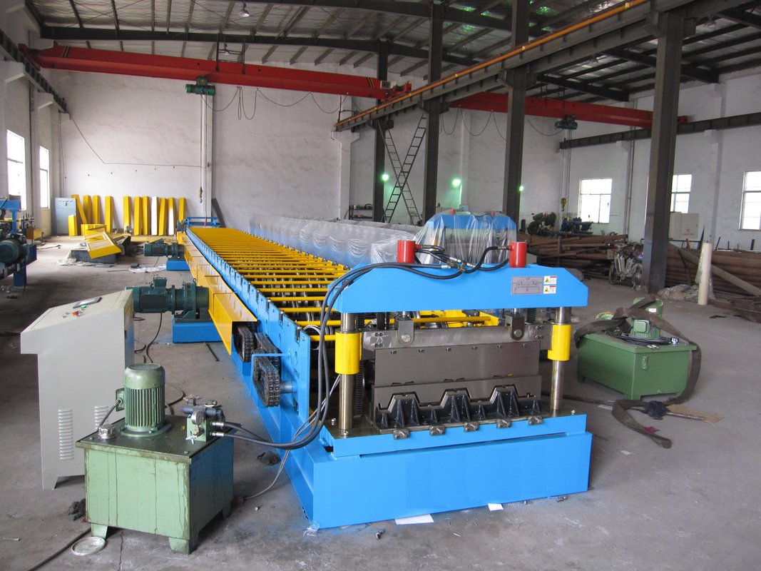 Galvanized Steel Floor Deck Roll Forming Machine 30 Rows PLC Control System