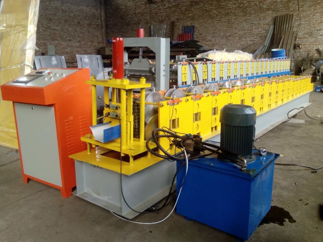 Carbon Steel Half Round Roof Gutter Machine 0.3-0.8mm Thickness For Downspout Pipe with hydraulic station