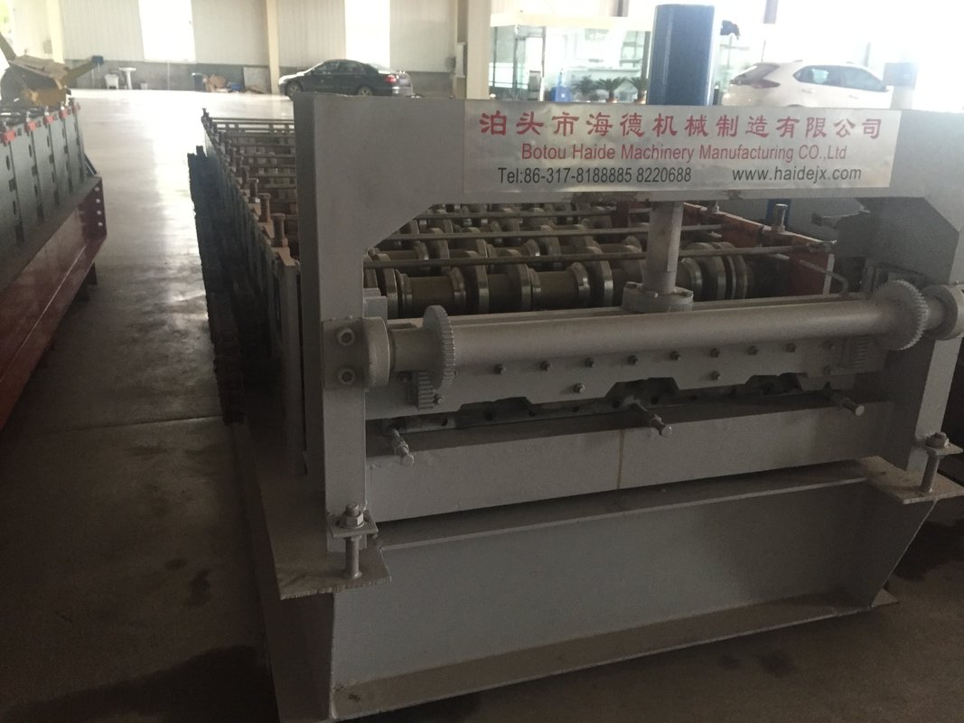 Professional Sheet Metal Forming Equipment 12 Roller Stations 1.5" Chain Transmission