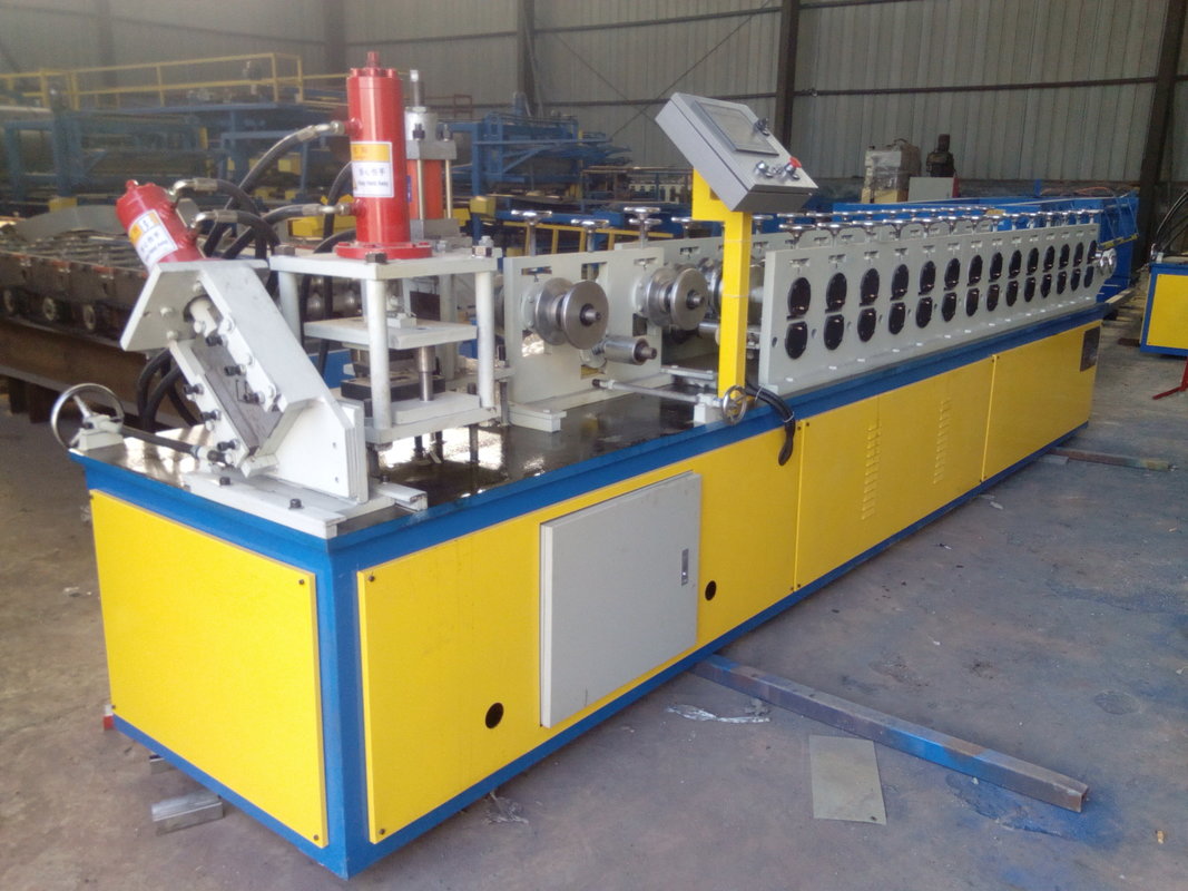 Sri Lanka Stud And Track Roll Forming Machine , Dragon Bone Making Machine