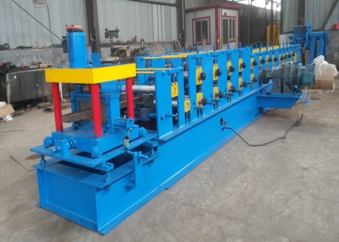 Hydraulic Cutting Cz Purlin Machine Automatically For 1-3 Mm Thick Mild Steel