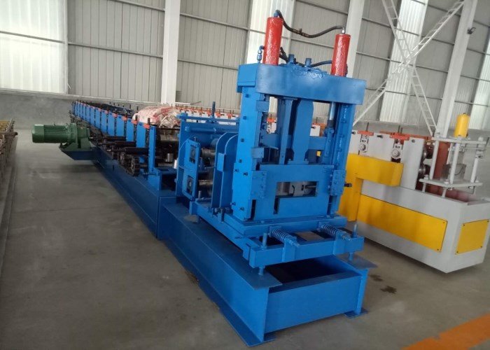 NC Control Steel CZ Purlin Roll Forming Machine Ceiling Making Machine