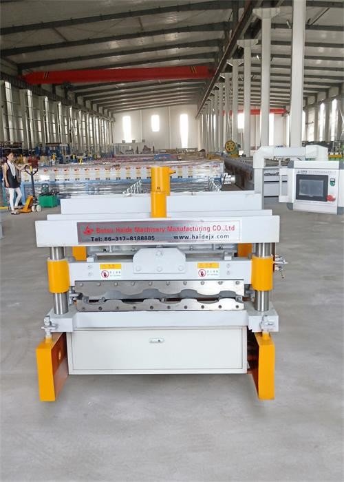 Double Layer Roll Forming Equipment / Roofing Sheets Machine With 12 Rows