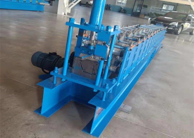 Cold Roll Forming Half Round Gutter Machine / Aluminium Gutter Making Machine