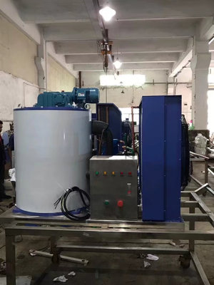 Commercial Flake Ice Machine R404/R22 Refrigerant For Concrete Cooling