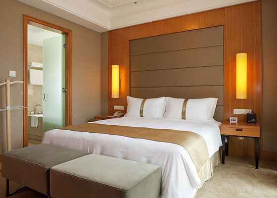 OEM Modern Maple Wooden Commercial Hotel Furniture For Guest Room