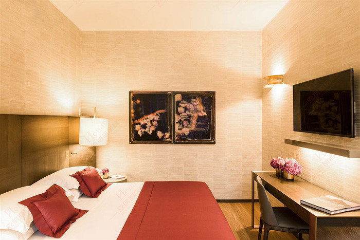 Wooden Luxury Hotel Bedroom Furniture Environment - friendly Finishing