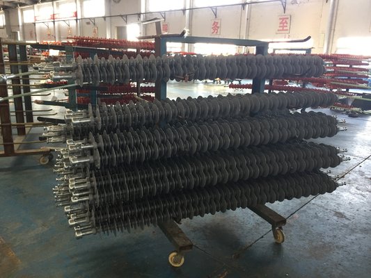 220kV-, 160kN-, SOCKEL- u. BALL-Installationen (BS), zusammengesetzter Silikon-Isolator