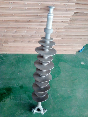 zusammengesetzter langer Rod Suspendierungs-Isolator 138KV mit Y-Clevis&Ballhochfrequenzuntersuchungen