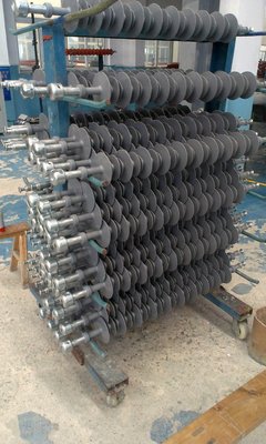 zusammengesetzter Isolator des Silikon-88KV mit Sockel-/Ball-populären Untersuchungen