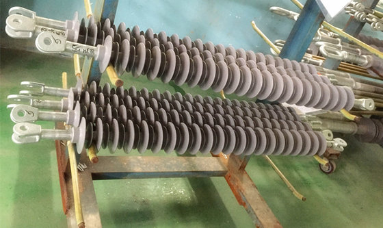 zusammengesetzter Isolator des Silikon-110KV mit Gabelkopf-Gabelkopf-populären Produkten in Europa