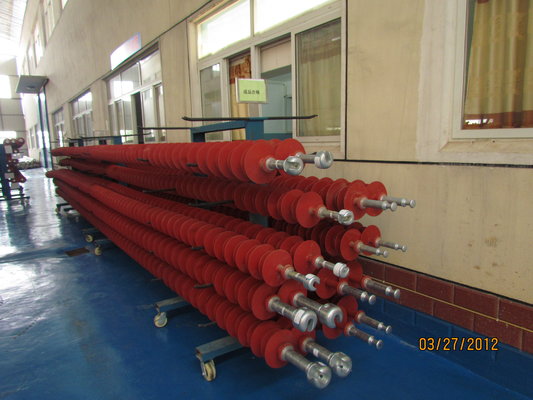 Zusammengesetzter langer Rod Isolator DC±660kV für Hochspannungsfernleitung