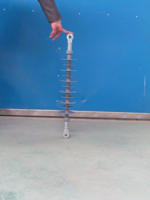 zusammengesetzter hoher Abspannisolator langer Rod 36KV 110kN mit den Zungen