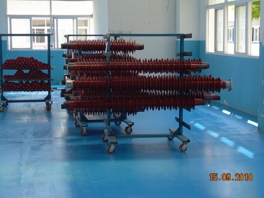 zusammengesetzter Silikonkautschuk-Isolator der Suspendierungs-36kV mit Gabelkopf und der Zunge