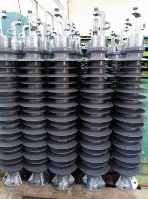 69KV Verbundleitungsisolatoren mit grauer HTV-Flanschklemme