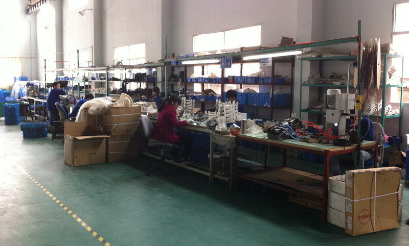 Hefeng Computerized Embroidery Machines Ltd. manufacturer production line