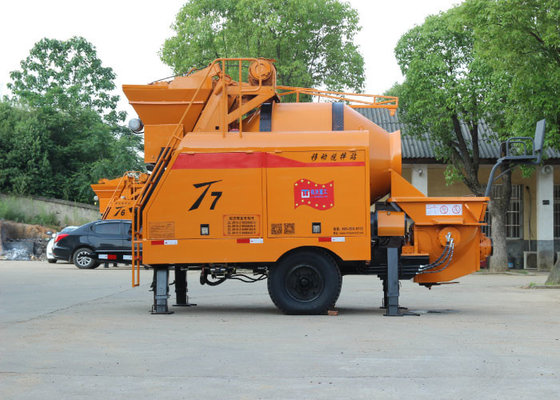 TWTG30 T7 Hydraulic Concrete Pump , Portable Concrete Pump With Mixer