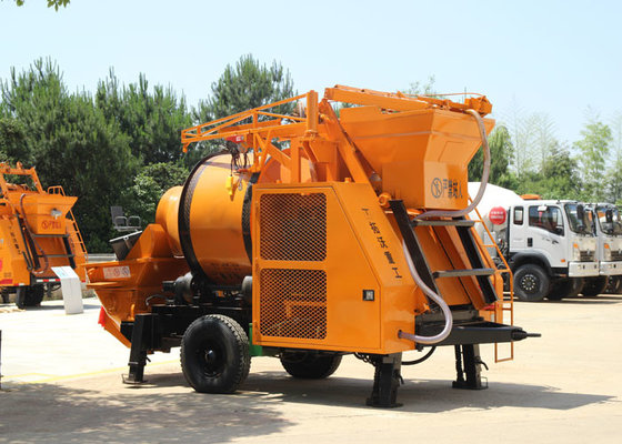 Construction Equipment Concrete Pump With Mixer , Portable Concrete Mixer With Pump