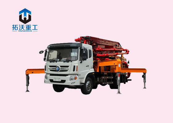 Portable Concrete Boom Pump Truck High Efficiency For Water Conservancy Project
