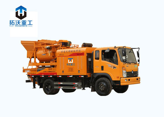 Concrete Mixer And Pump Truck , Concrete Mixer Machine High Work Efficiency
