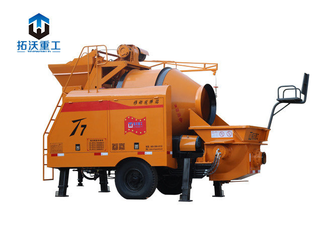 Mobile / Strong Powerful Concrete Mixer Pump High Work Efficiency Save Labor Costs