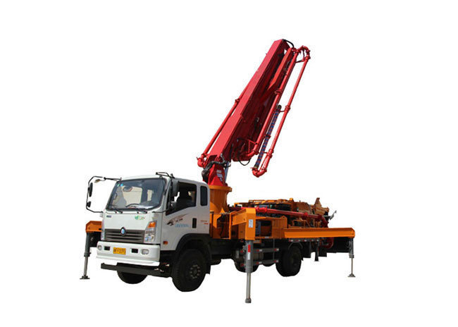 Small Type 29m Boom Placer Concrete Pump Truck Applicable To Road Construction