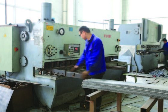 China CE and ISO Construction Passenger Hoist for 12-15 People with High Security supplier