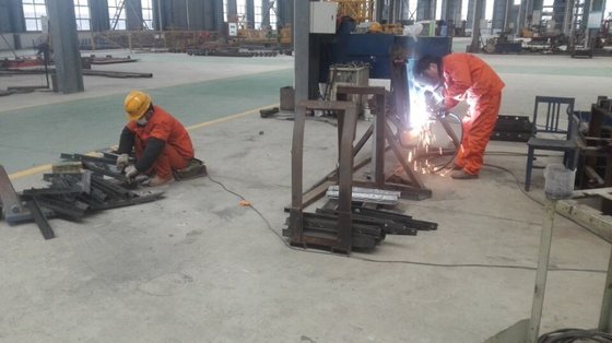 China SAJ 40 – 1.4 Safety Device Cage Hoists with 60m / min Rated Lifting Speed For Tower supplier
