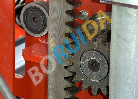 China Painted SC320 Red Material Building Site Hoist 3.2m x 1.5m x 2.5m supplier