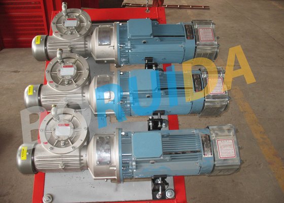 Passenger and Goods Construction Material Hoist Double Cage SC200 / 200 supplier