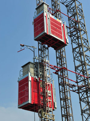 2 Tons 60m Orange Painted Rack And Pinion Hoist , Material Lifting Equipment supplier