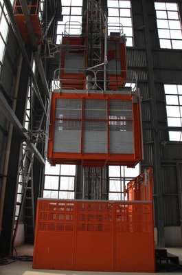 3.2×1.4×2.2M CH270 Rack Pinion Material Lifting Devices In S4 Work System supplier