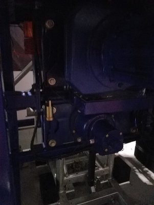 Automatical Landing Industrial Lift , builder hoist safety With SEW Motor For Wind Turbine supplier
