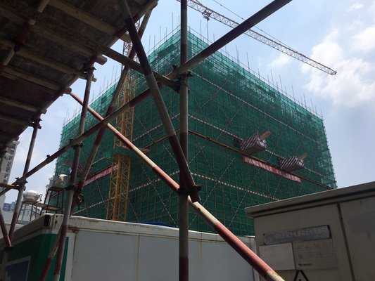 Electrical 2.8m Retractable Loading Deck Built - In Stainless Steel Control Box supplier