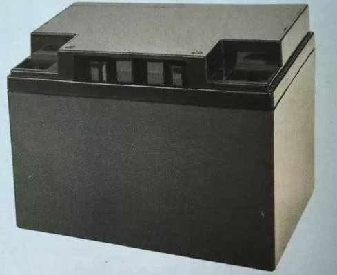 12V 2.8AH GFM VRLA Battery Container with Lids