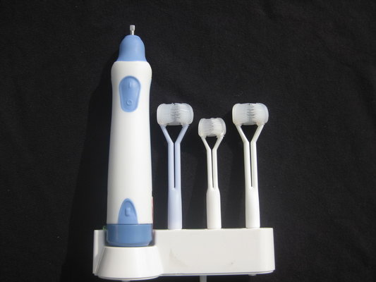 triple electrical toothbrushes adult tooth brushes Rechargeable toothbrush for family