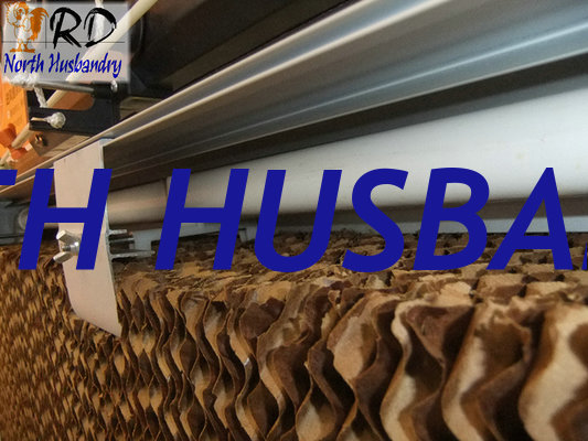 Temperature reduction evaporative cooling pad