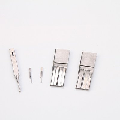 Connector mould part manufacturer yize depending on advanced technology