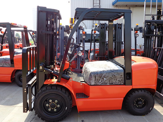 3500KG Warehouse Diesel Forklift Truck CPCD35J With 500mm Load Center