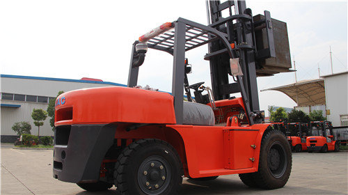 Heavy Duty ISUZU Engine Diesel Forklift Truck For Warehouse   , 3000mm Lifting Height