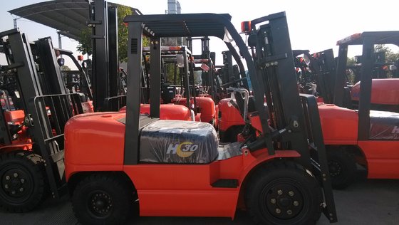 Warehouse Gasoline LPG Forklift Truck with NISSAN Engine CPQYD10J